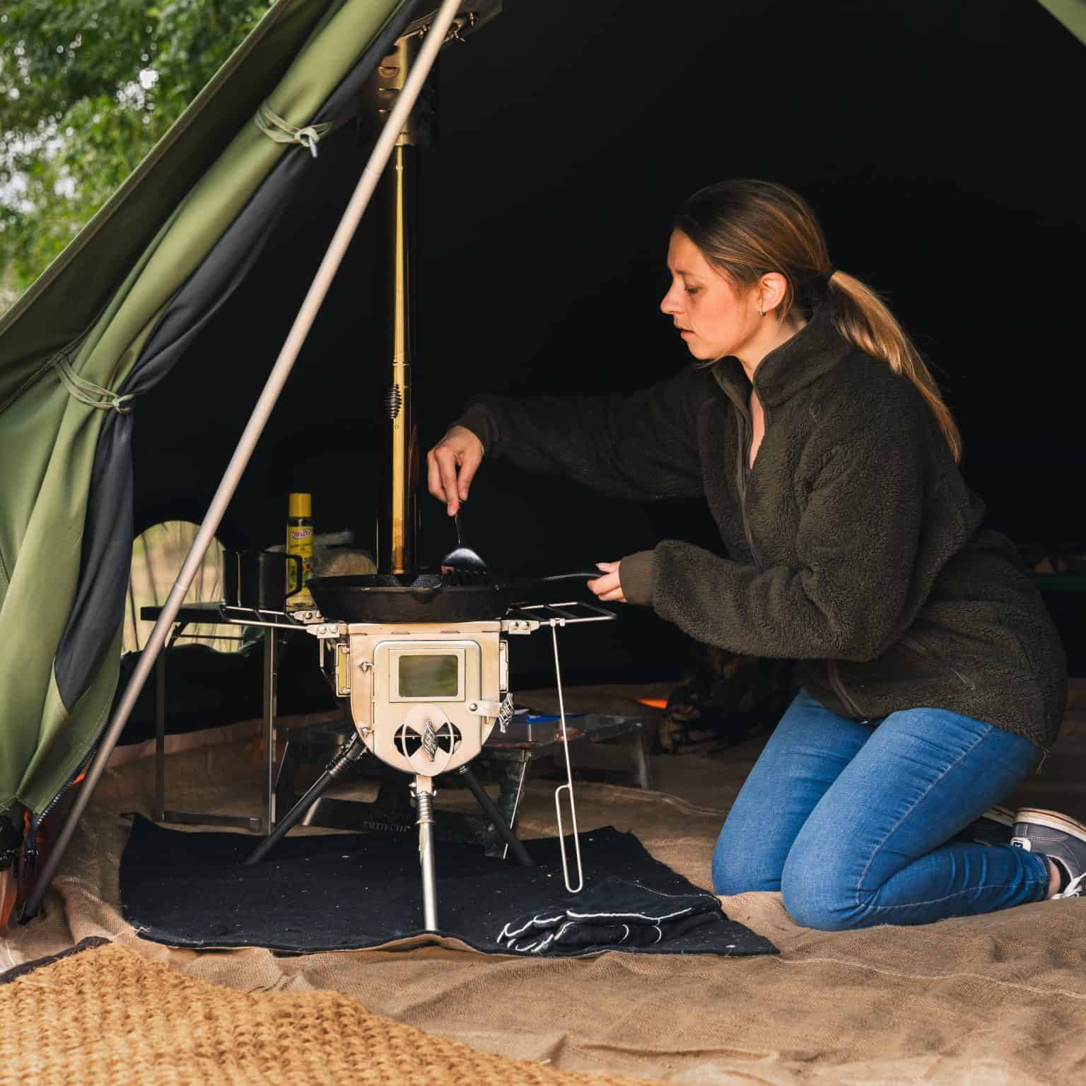 Winnerwell Woodlander Medium Wood Burning Camping Stove